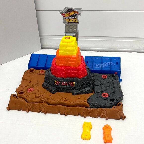 Hot Wheels | Toys | Hot Wheels Monster Trucks Arena Smashers Bone ...